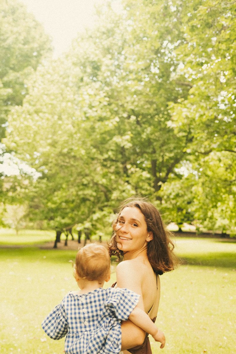 Family Portrait, Auckland - Danni, June + Olive - Eilish Burt Photography
