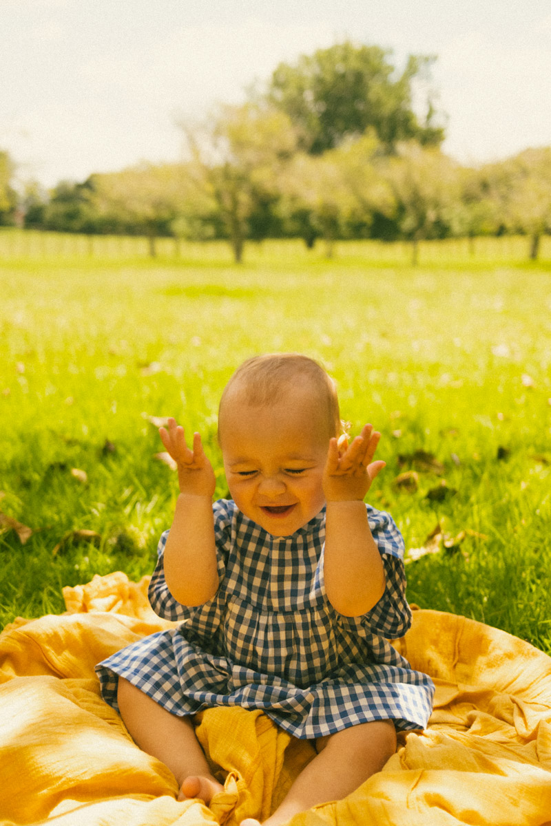 Family Portrait, Auckland - Danni, June + Olive - Eilish Burt Photography