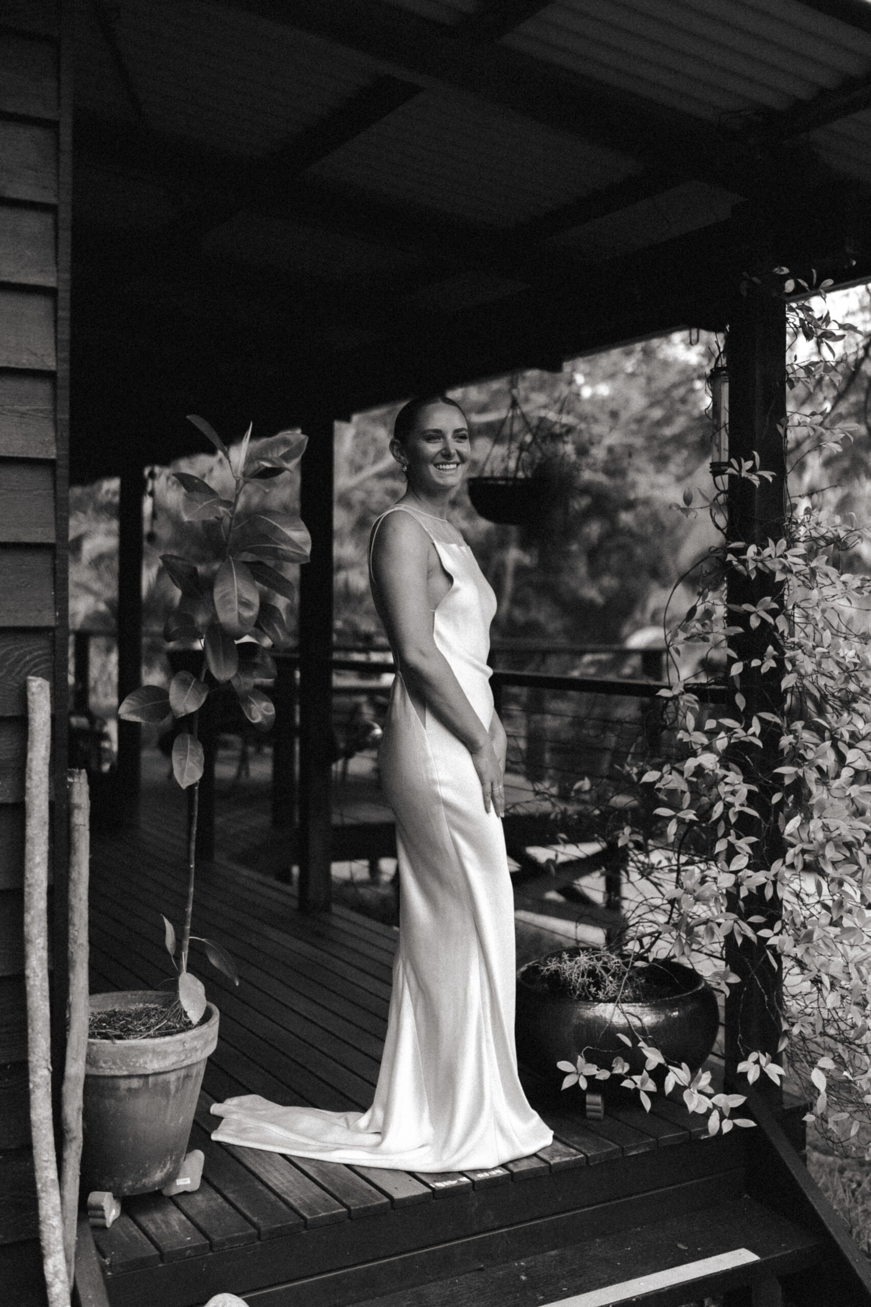 Capturing the Colourful Union: A Byron Bay Wedding to Remember - Eilish ...