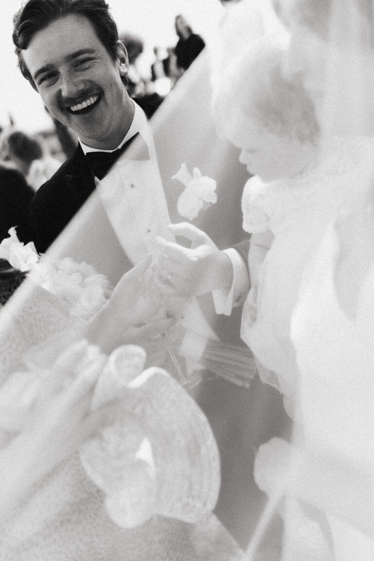 A Magical Wedding at The Batch Winery on Waiheke Island - Eilish Burt ...
