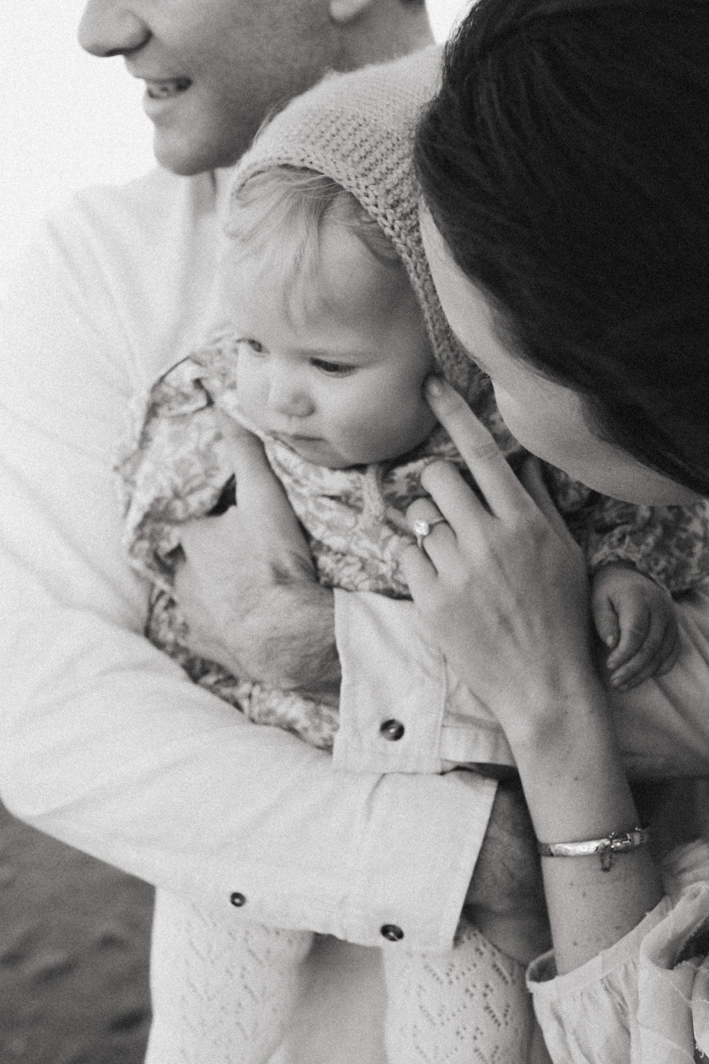 Capturing First Family Portraits at the Coastal Bay of Plenty - Eilish ...